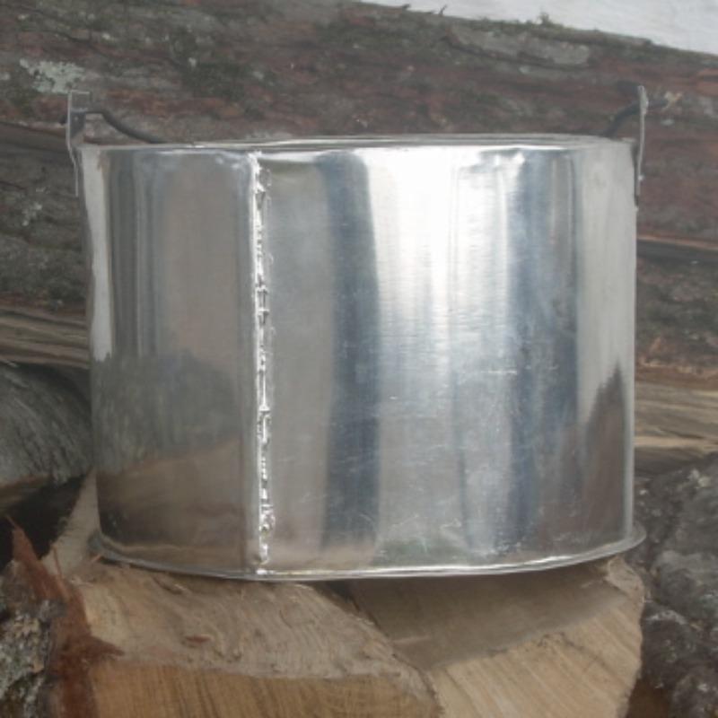Fortress Louisbourg Kettle – Hot Dip Tin